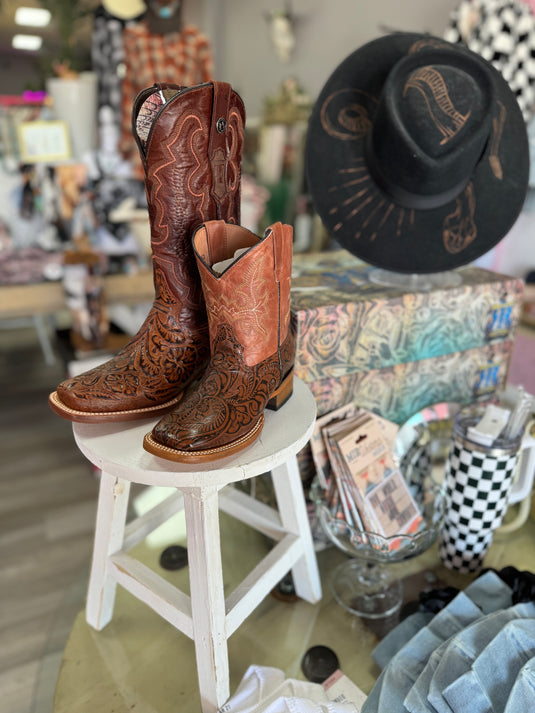 Western Fashion Boutique – The Pretty Buffalo Boutique